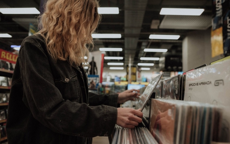 Digital Music Distribution: Everything You Need to Know - Kami Records